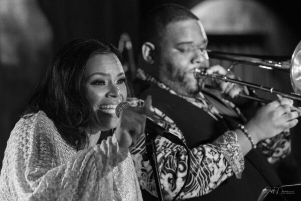 KonGruENT - Cliff Bell's