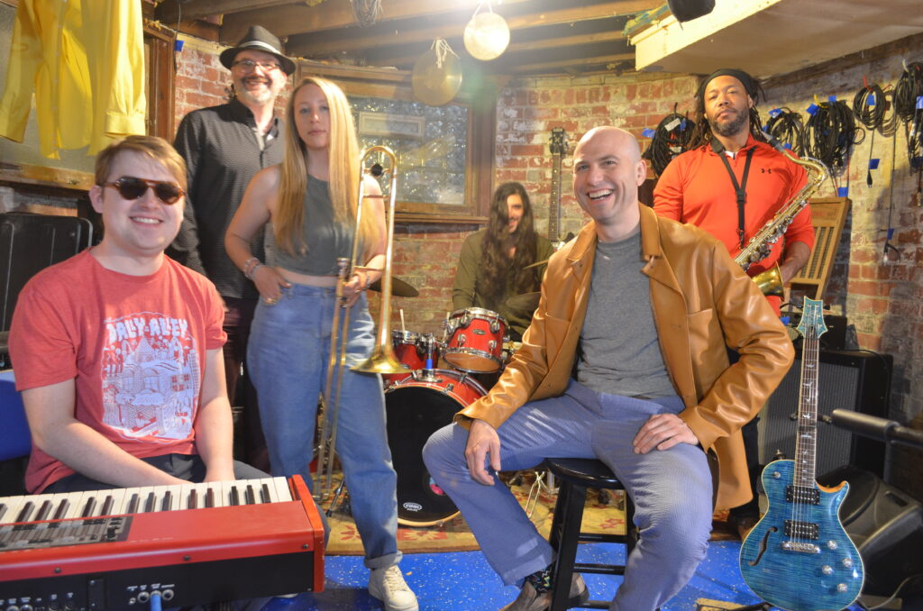 Show Schedule - Cliff Bell's